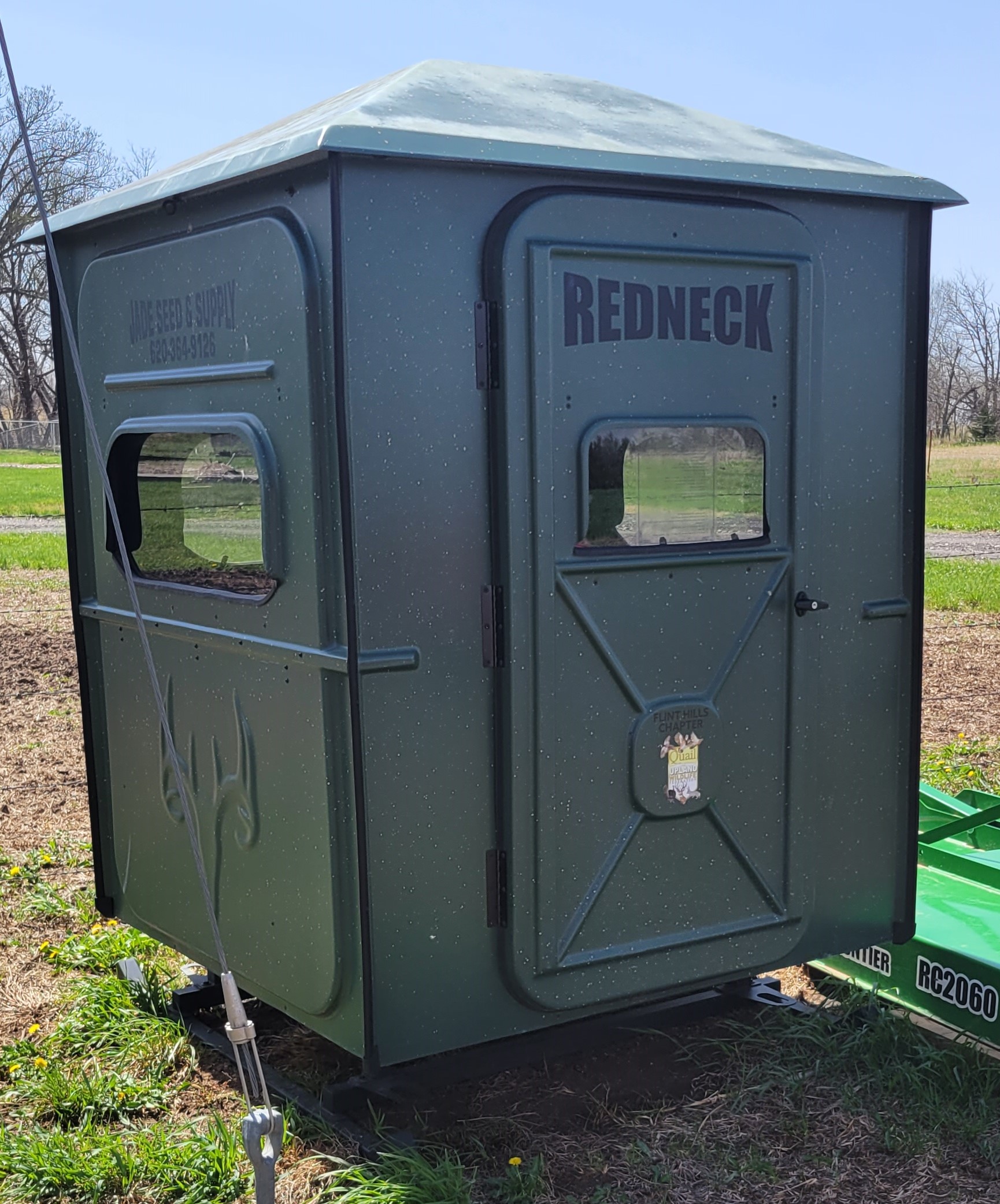 GEAR UP RAFFLE A = Redneck 5'x5' Blind w/ Blind Sled | Raffle Creator