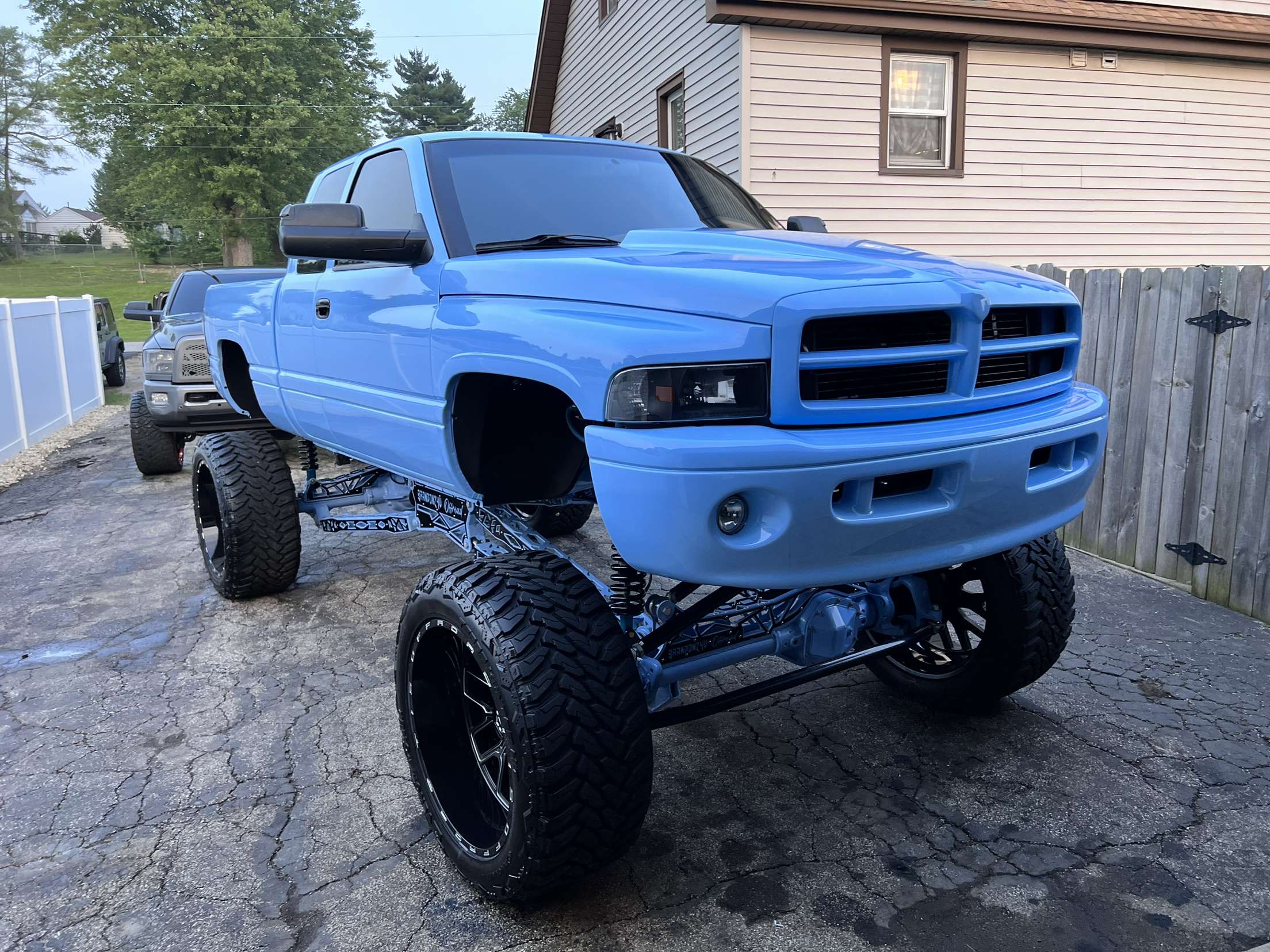 Brandon24v "Lil Baby Truck" 2nd Gen Cummins Giveaway | Raffle Creator