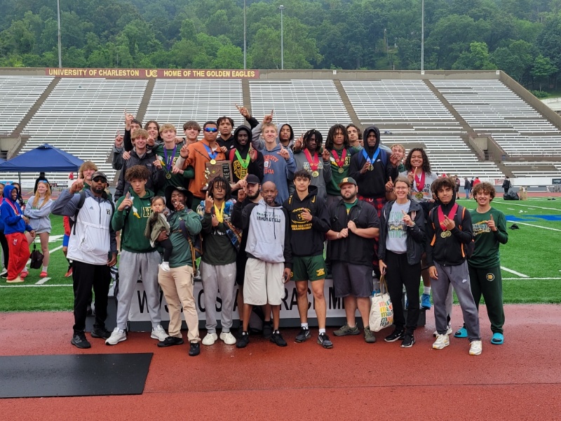 Support the State Champion HHS Track & Field Team | Raffle Creator