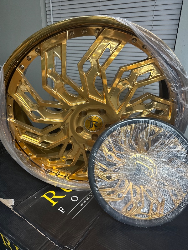 ALL GOLD 26” Rucci Wheels Giveaway | Raffle Creator