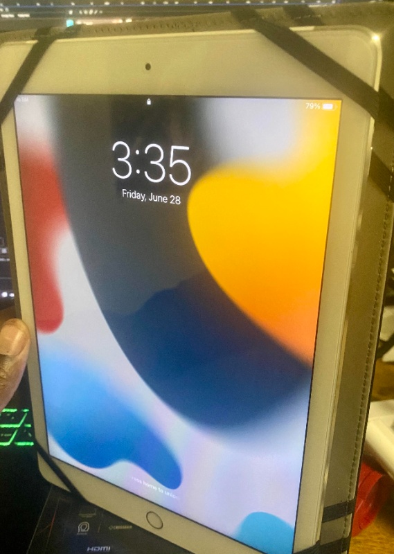 ipad air 2 (unlocked) | Raffle Creator